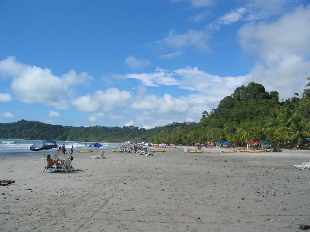 Augmented reality applications showcased in a detailed breakdown ...